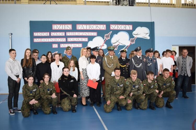 DZIEN PATRONA - Zespół Szkół im. Lotników Polskich w Mostach